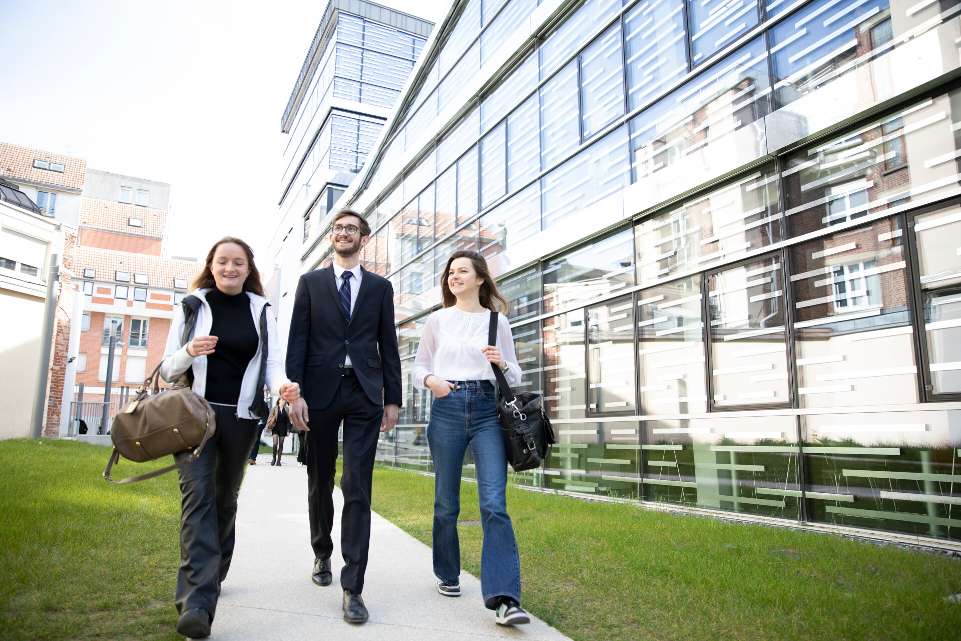 IÉSEG opens "Le Village IÉSEG" in Lille and "Les Collines" in La Défense