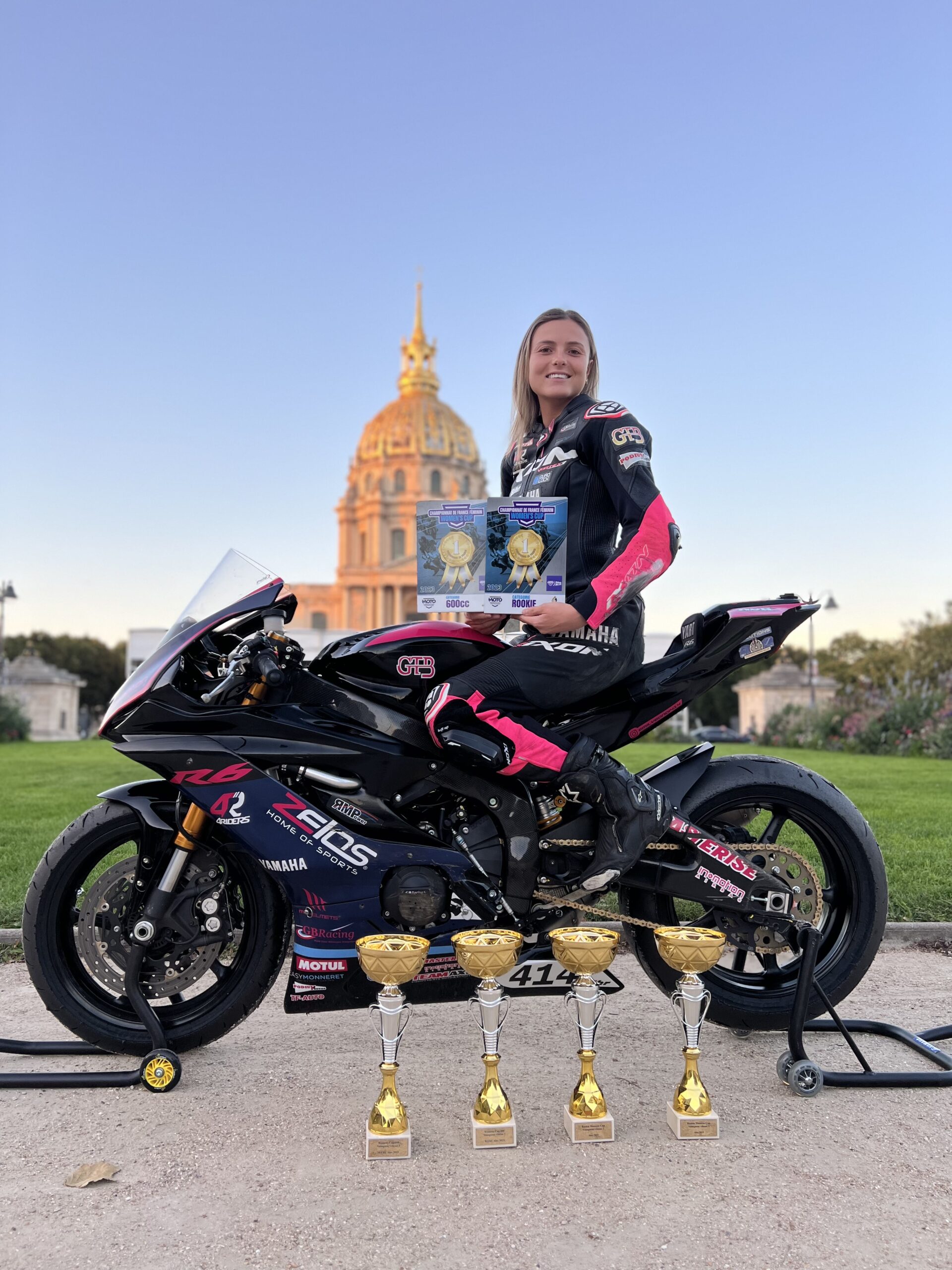 Emily BONDI has won the French motorcycle championship!