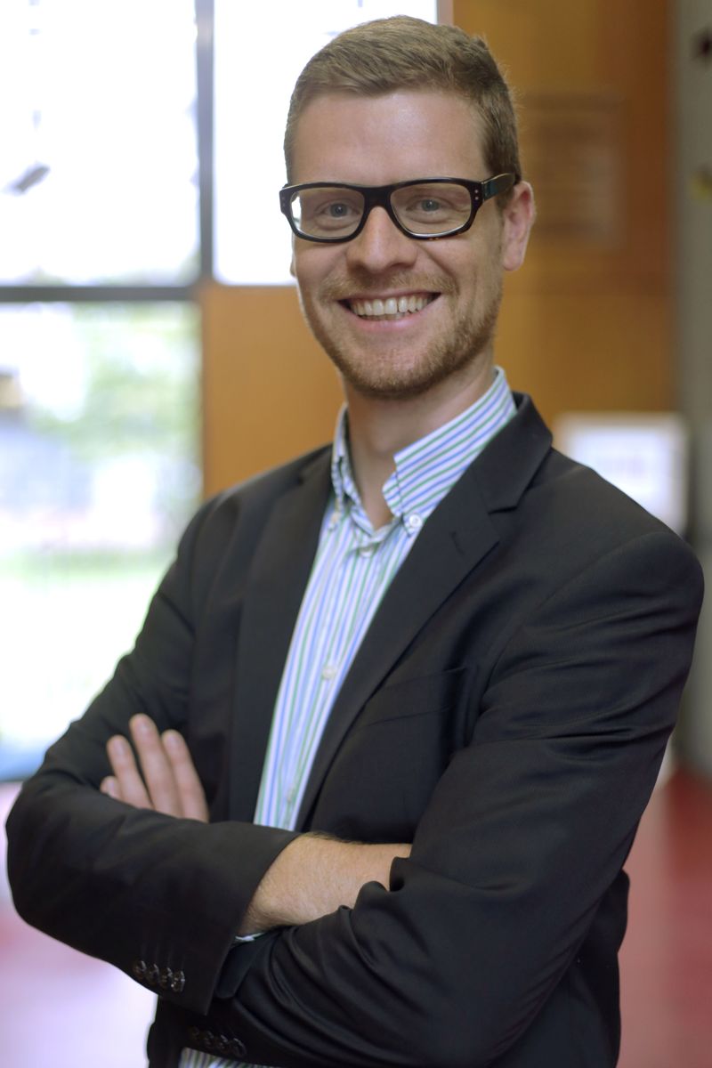 Identifying market mavens on social media - IÉSEG